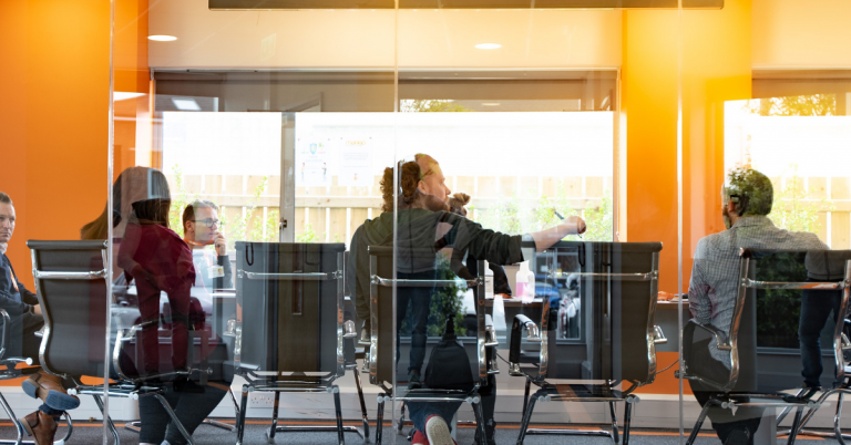 The 4 Benefits of Office Working